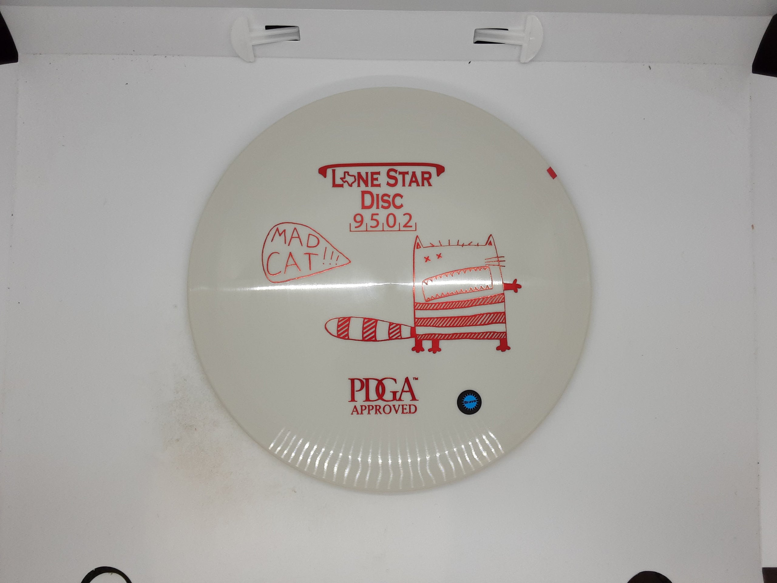 Mad Cat | Throwmore Disc Golf Store